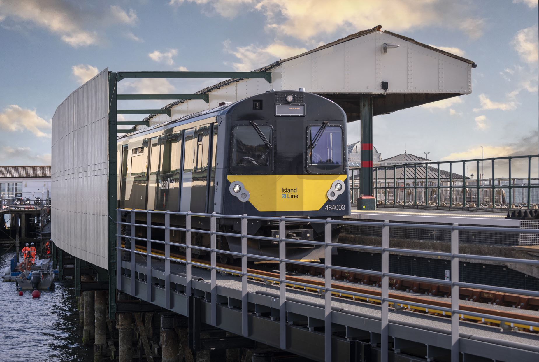 Ryde Pier opens to trains - StopThink! Ryde Pier opens to trains - StopThink!