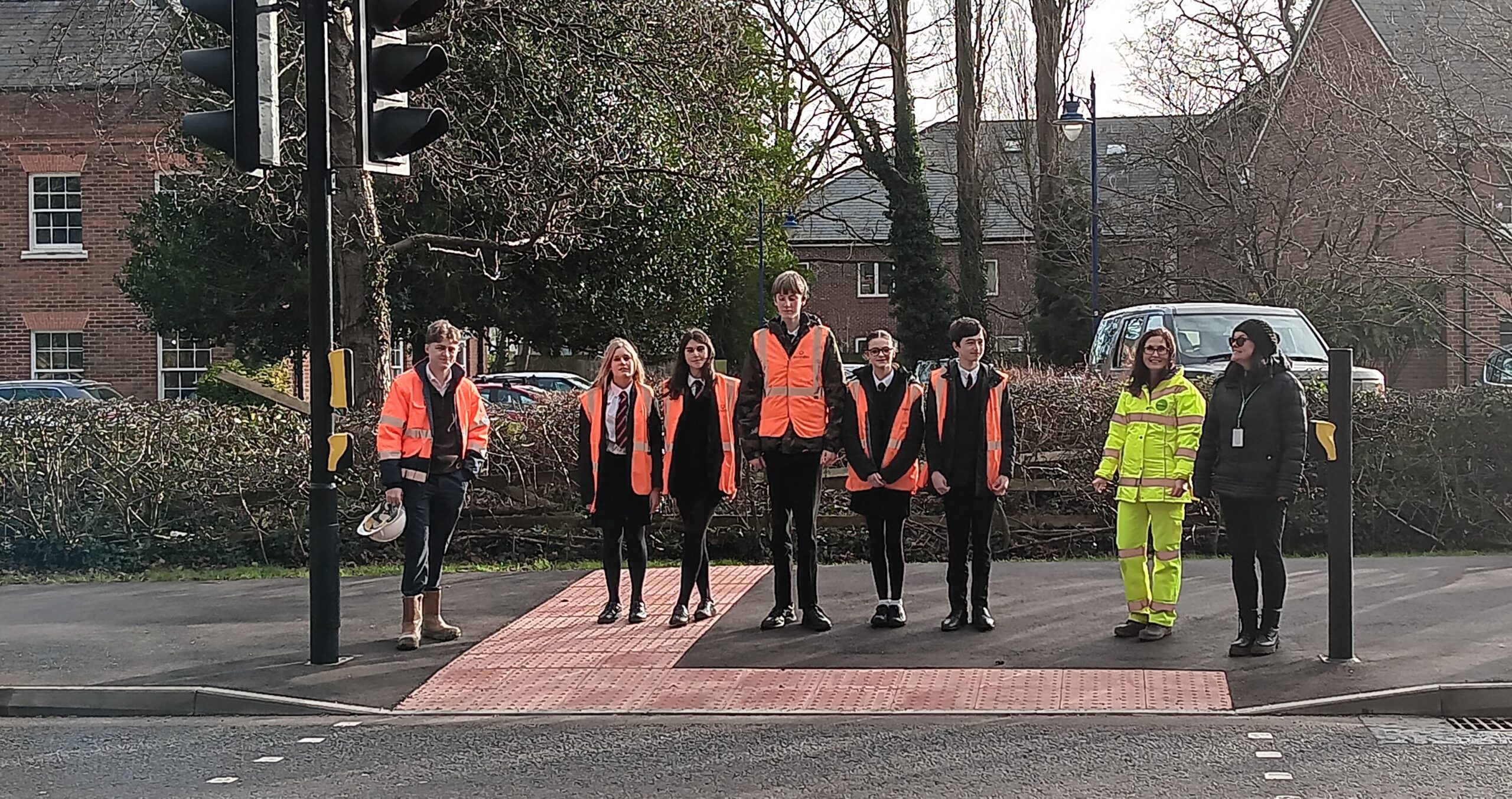 Clophill Roundabout project team join local school to officially open ...