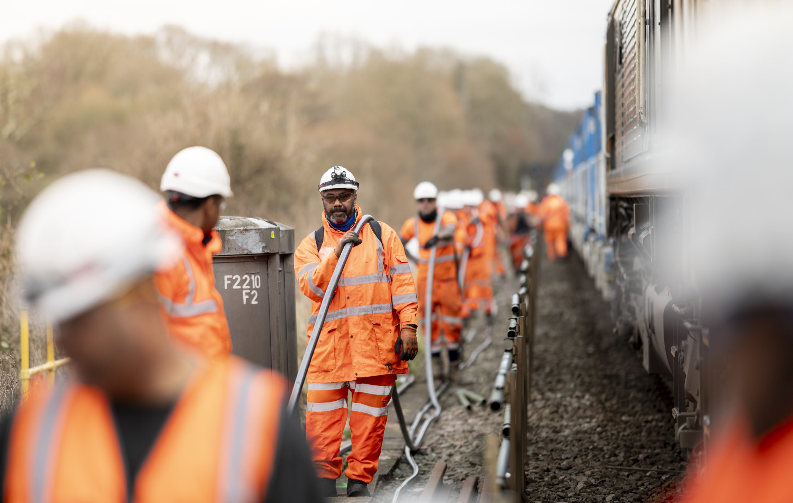 E&P team powers ahead with DC traction feeder cable installations ...